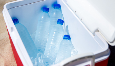バーベキューに役立つ！「飲み物」を最速で冷やす方法 | クックパッドニュース