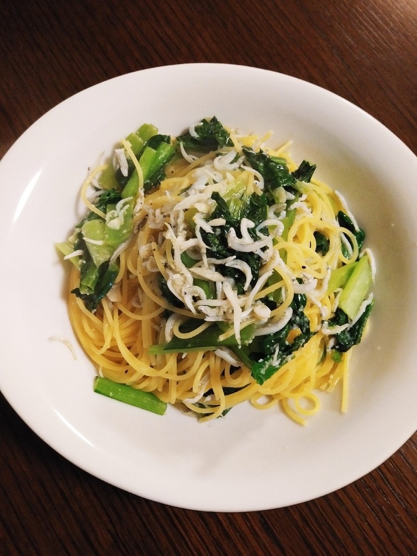 簡単☆しらすと小松菜のパスタ by チビももちゃん♥️ 【クックパッド】 簡単おいしいみんなのレシピが356万品