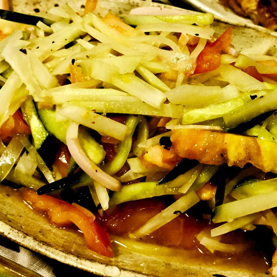 タイのスパイシーパパイヤサラダ