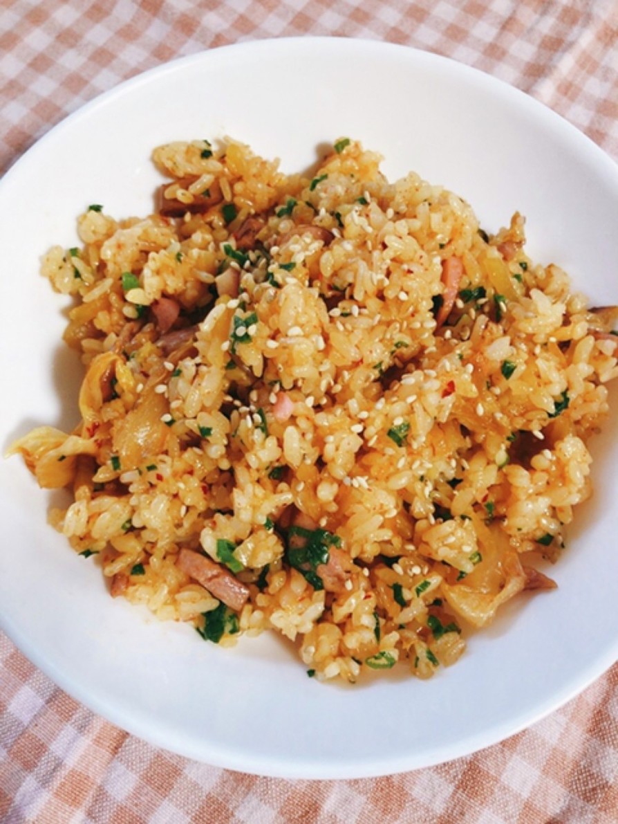 冷蔵庫の残り物で、キムタクチャーハン by キミロック 【クックパッド】 簡単おいしいみんなのレシピが394万品