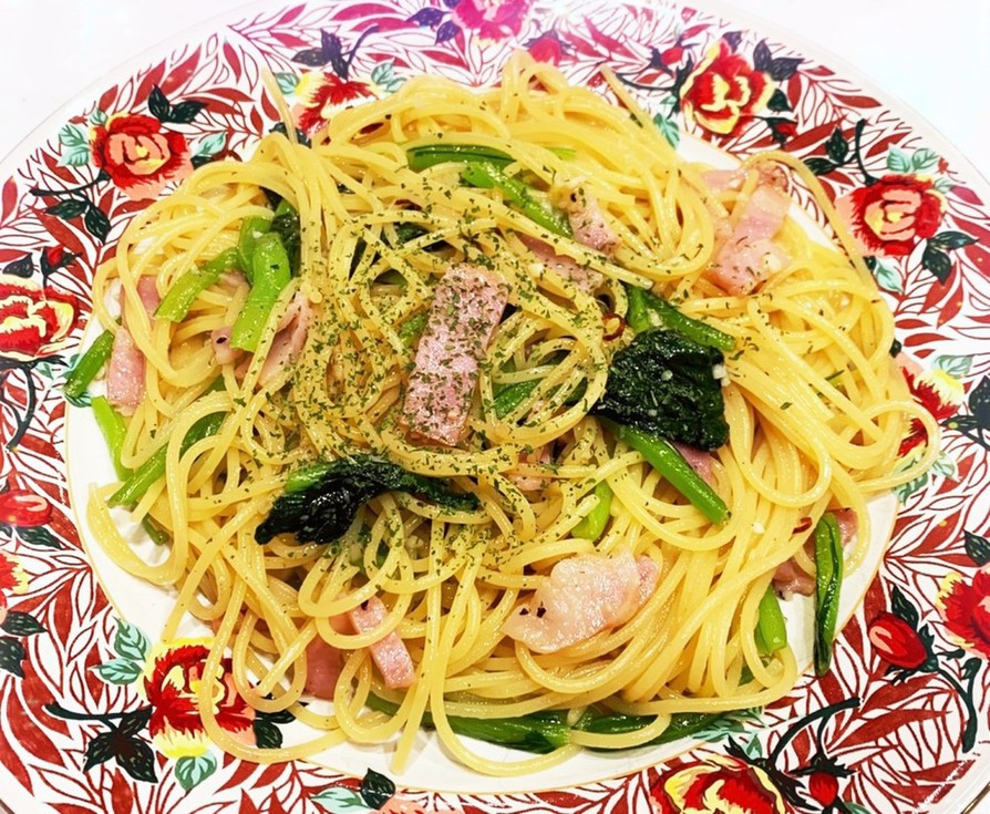 ♡簡単！小松菜とベーコンの和風パスタ♡ by お隣さん♪ 【クックパッド】 簡単おいしいみんなのレシピが395万品