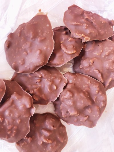 バレンタイン♡ディズニーチョコクランチ♡のつくれぽ 【クックパッド】 簡単おいしいみんなのレシピが393万品