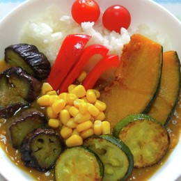 人気1位｜ひき肉カレーの殿堂入りレシピTOP27【つくれぽ1000】から厳選！ | ちそう